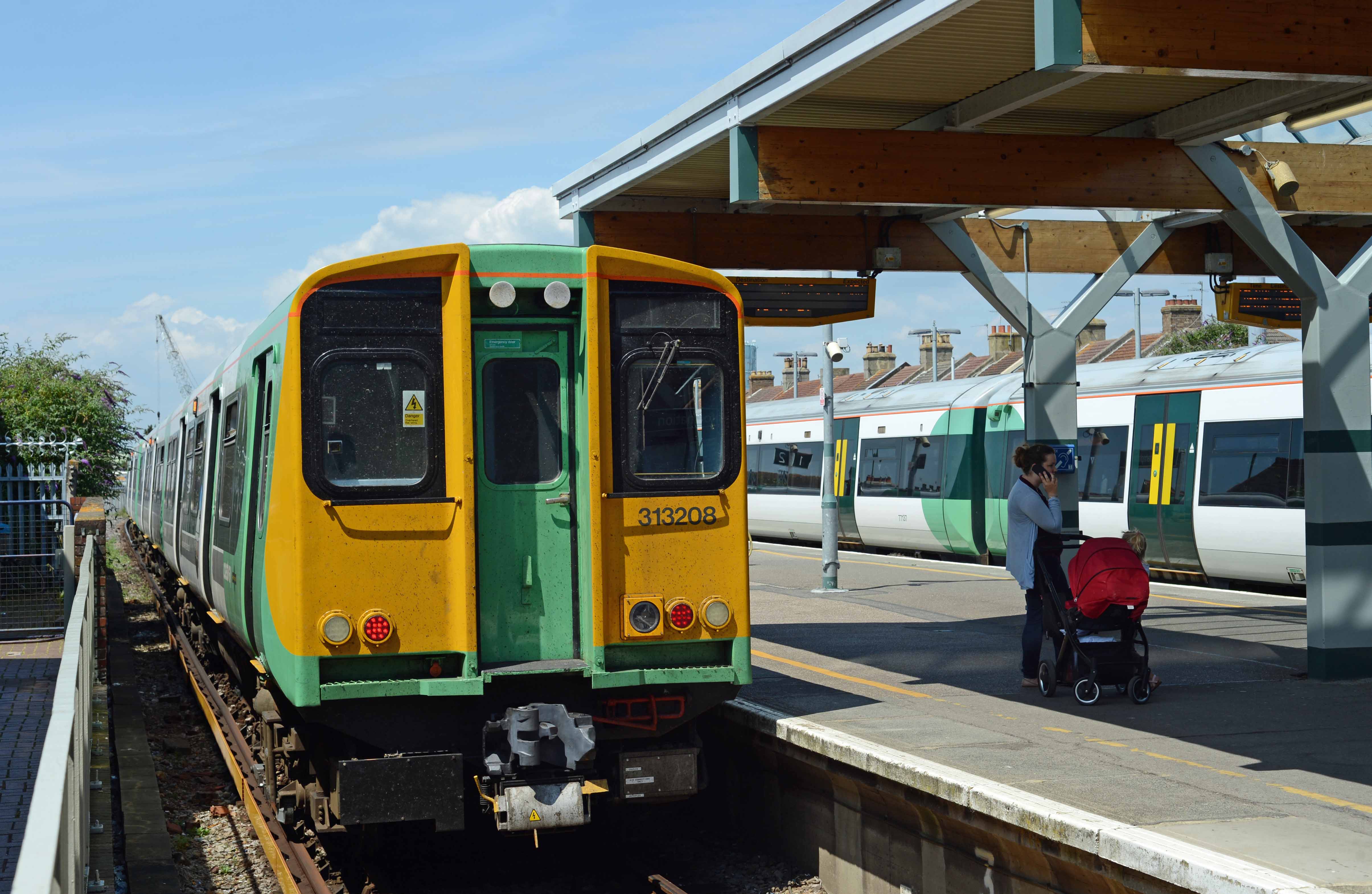 Class 313 | Paul Bigland