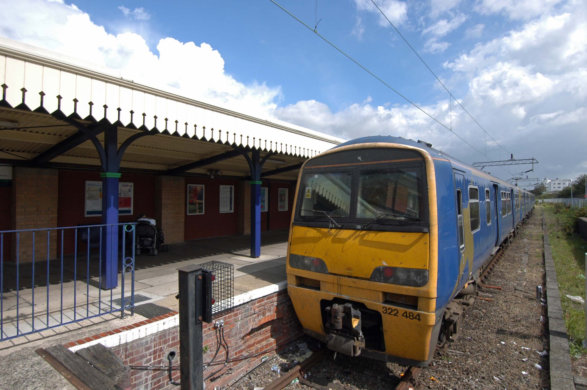 The end of the line beckons. The BR built Class 321/9s and 322s. | Paul ...
